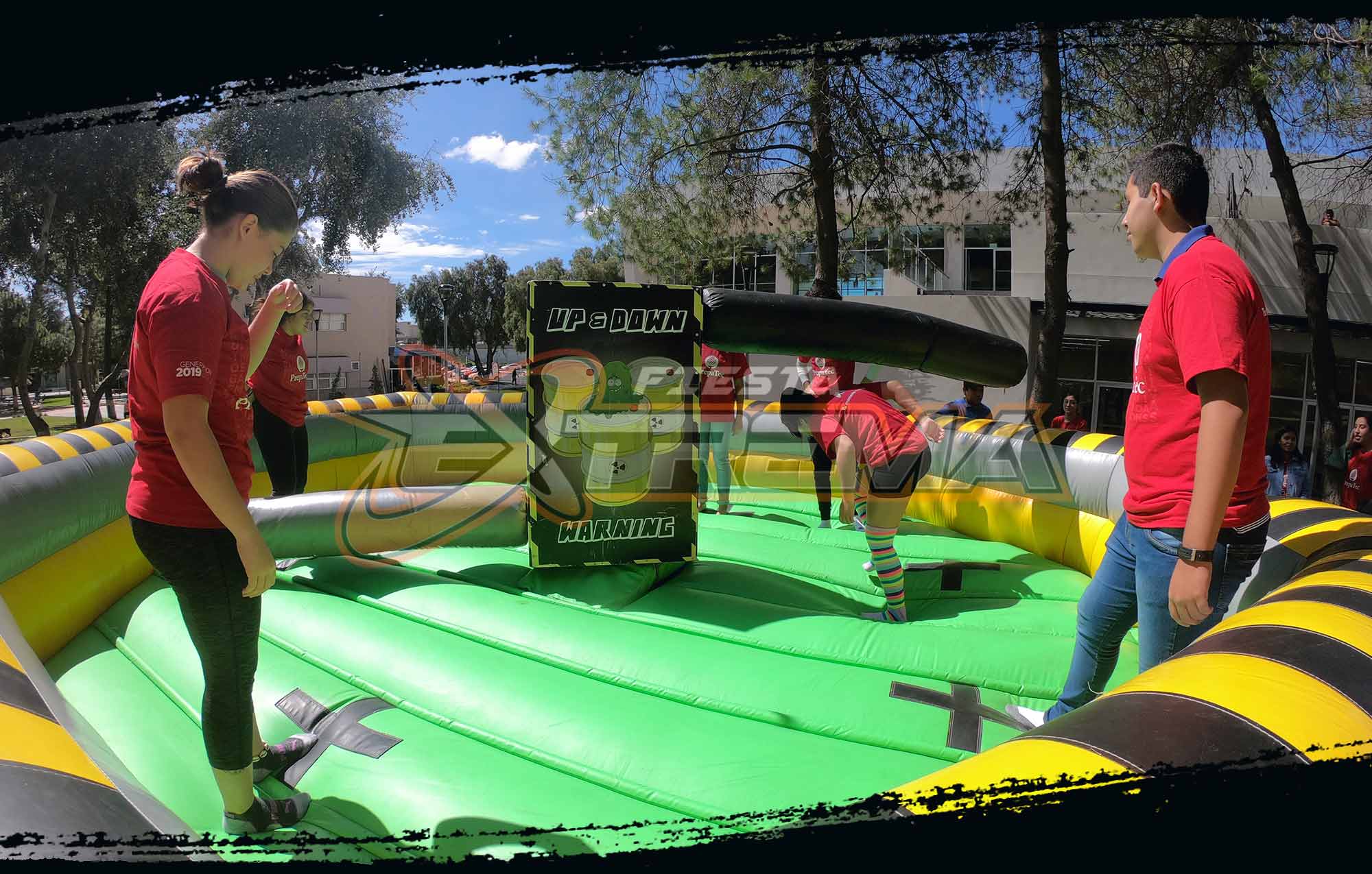 Eliminador Juego Inflable Reloj Loco | Renta de Inflables CDMX